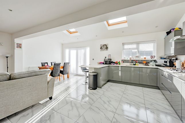 Homes for Sale in Merstham - Buy Property in Merstham - Primelocation