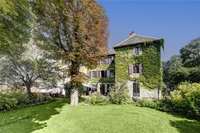 Serrieres En Chautagne, Chateau Dorlié, 73310, 11 bedroom property for ...