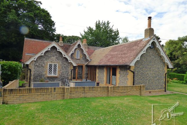 Nurstead Church Lane, Meopham, Kent DA13, 3 bedroom cottage for sale ...