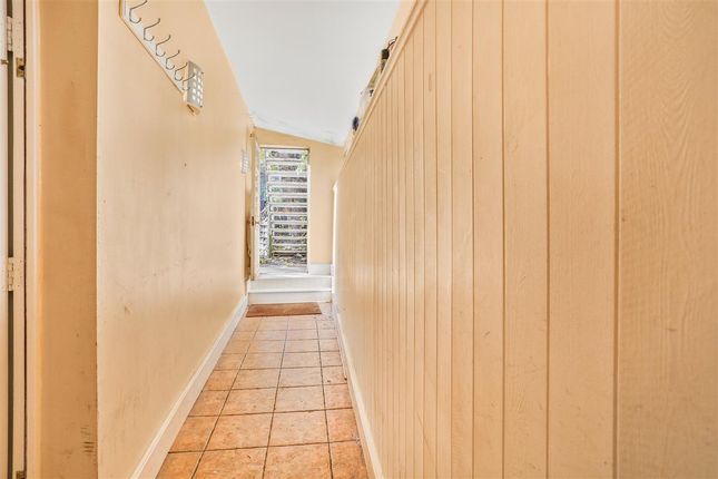 Hilldrop Crescent, London N7, 2 bedroom flat for sale - 61216550 ...