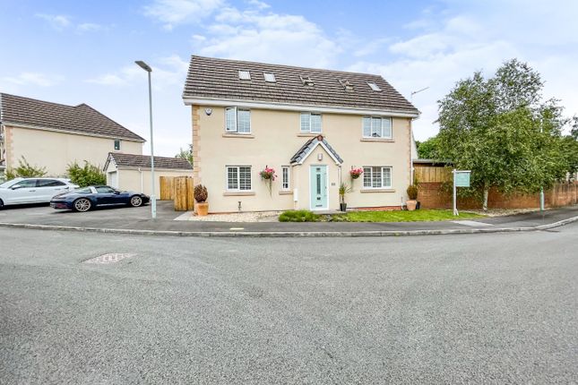 Clos Brynlliw, Grovesend, Swansea, West Glamorgan SA4, 6 bedroom ...