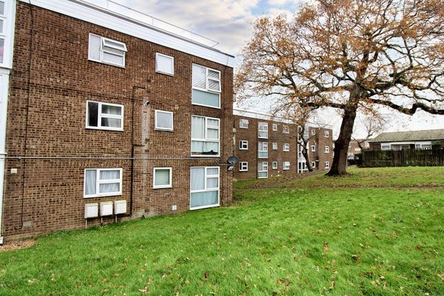 Lonsdale Court, Stevenage SG1, 1 bedroom flat for sale - 68982895 ...