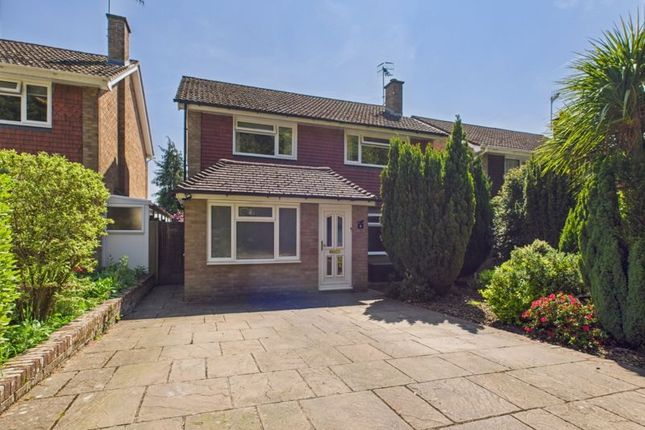 Homes for Sale in Towngate Wood Park, Shipbourne Road, Tonbridge TN10 ...