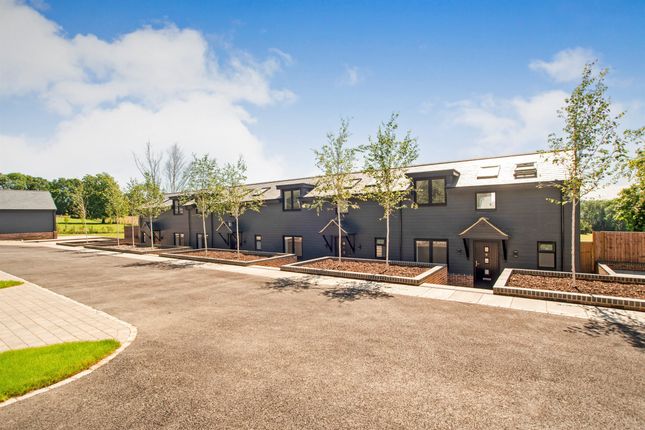 Homes for Sale in Bovingdon - Buy Property in Bovingdon - Primelocation