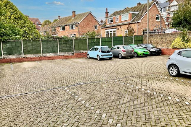 Godwyne Court, Godwyne Road, Dover CT16, 2 bedroom flat for sale ...