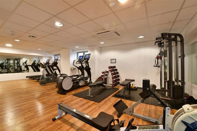 Throwley Way, Sutton, Surrey SM1, 1 bedroom block of flats for sale ...