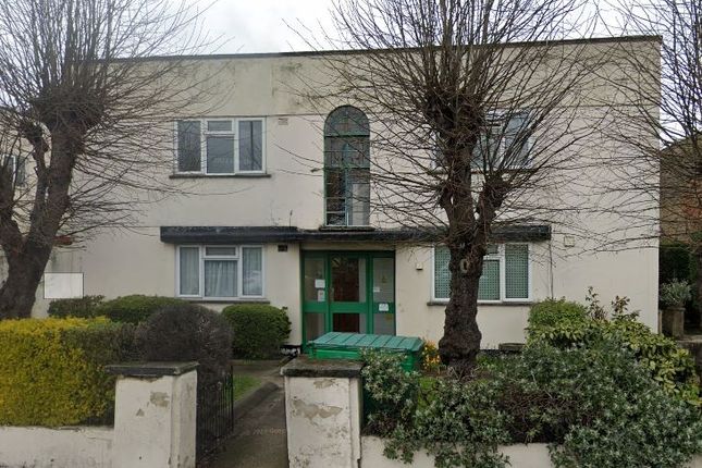 Holly Road, London E11, 1 bedroom flat to rent - 66339911 | PrimeLocation