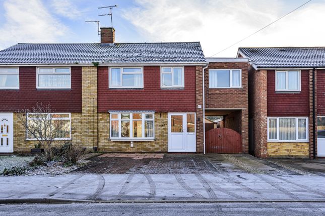 Chestnut Road North Hykeham Ln6 4 Bedroom Semi Detached House For