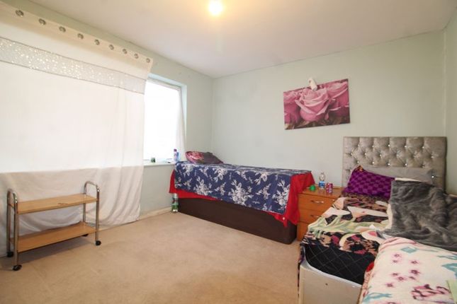 Avon Court, Avondale Road, Luton LU1, 2 bedroom flat for sale ...
