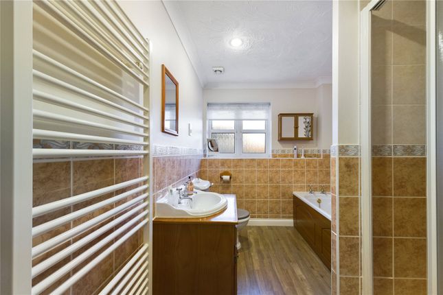 Pathfinder Way, Warboys, Huntingdon, Cambridgeshire PE28, 5 bedroom ...