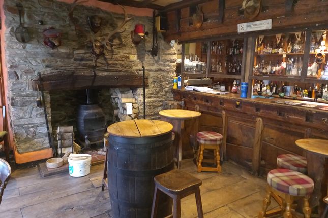 Bank Square, Dulverton TA22, pub/bar for sale - 61257769 | PrimeLocation