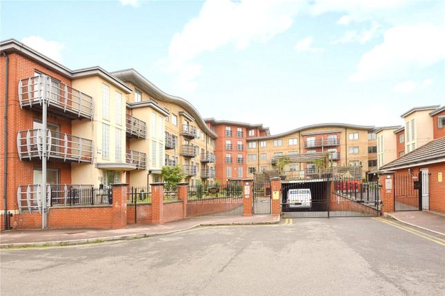 Quadrant Court, Jubilee Square, Reading, Berkshire RG1, 2 bedroom flat ...