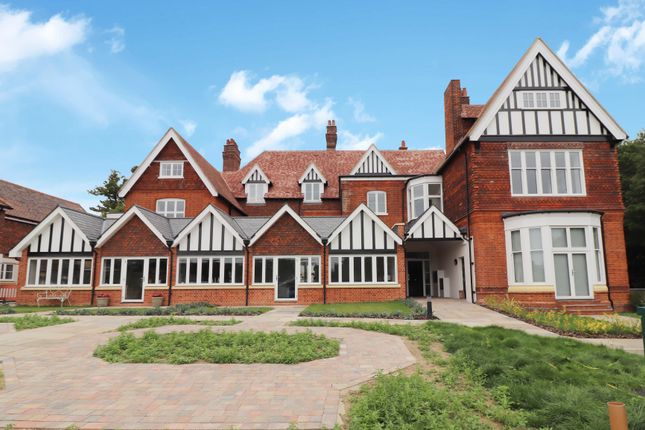 Parmenter Grange, High Garrett, Braintree CM7, 2 bedroom flat for sale ...