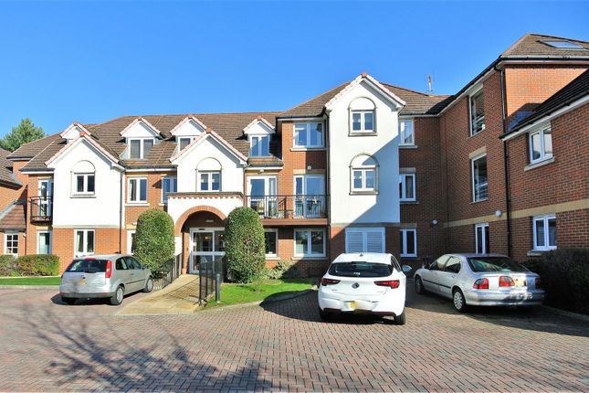 Homes for Sale in New Site, Meadowlands, Addlestone KT15 - Buy Property ...