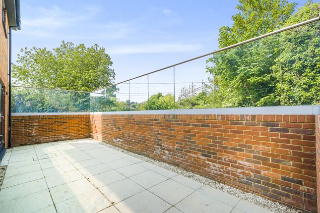 South Park Gardens Berkhamsted Hp4 4 Bedroom Detached House For Sale