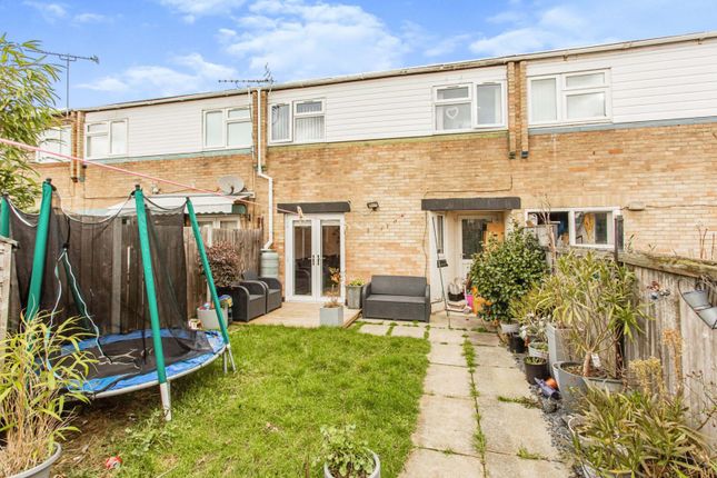 Beambridge Court, Basildon SS13, 3 bedroom terraced house for sale ...