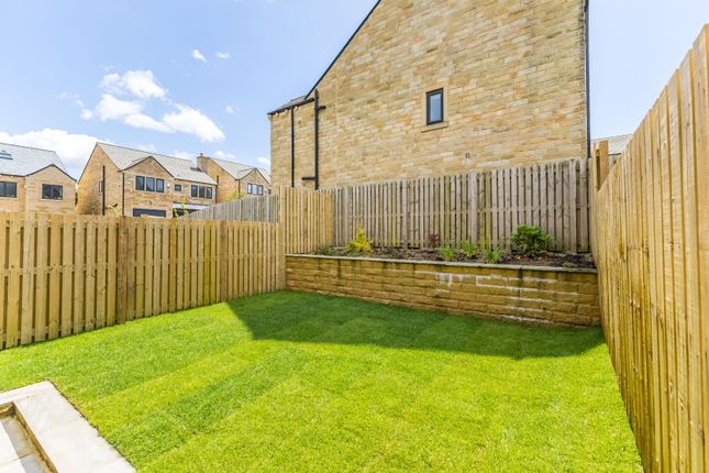 4 Bed Semi Detached House For Sale In West Nab View Meltham Holmfirth
