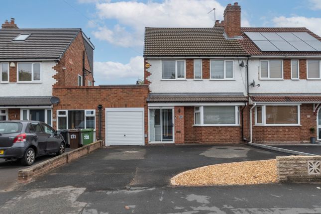 Homes for Sale in Castle Lane, Solihull B92 - Buy Property in Castle ...