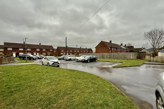 Pinnocks Place, Swindon SN2, 3 bedroom terraced house for sale ...