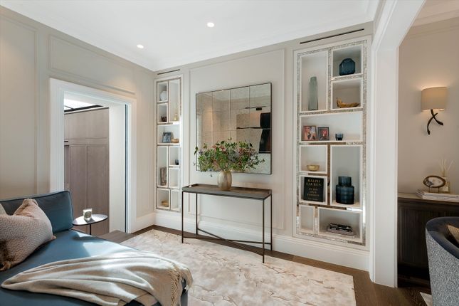 Graham Terrace, Belgravia, London SW1W, 3 bedroom terraced house for ...