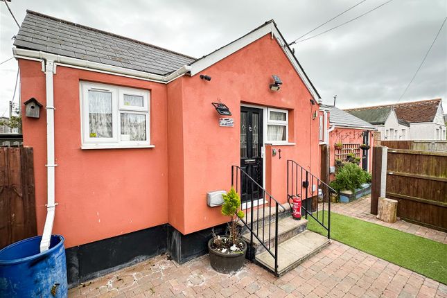 Jaywick bungalows for sale | Buy houses in Jaywick | PrimeLocation