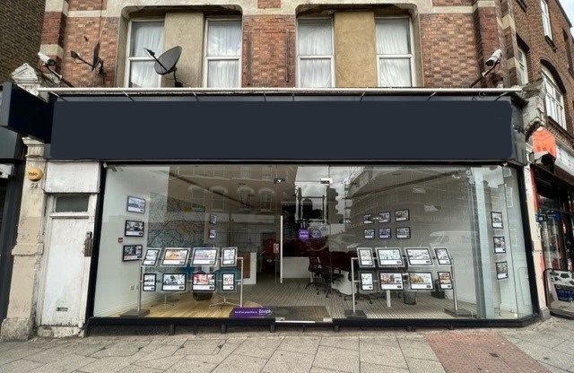 Sapcote Trading Centre, High Road, London NW10, office to let ...