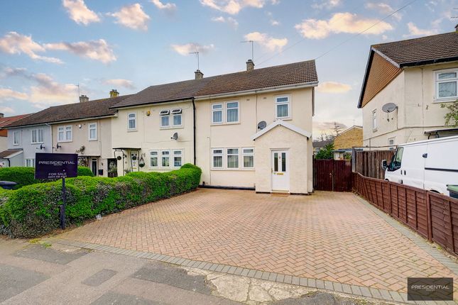 Colebrook Lane, Loughton IG10, 3 bedroom semi-detached house for sale ...