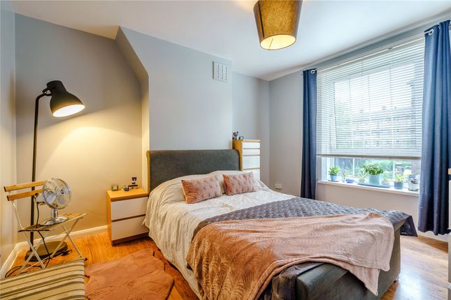 Turnham Road, Brockley, London SE4, 2 bedroom flat for sale - 56050844 ...