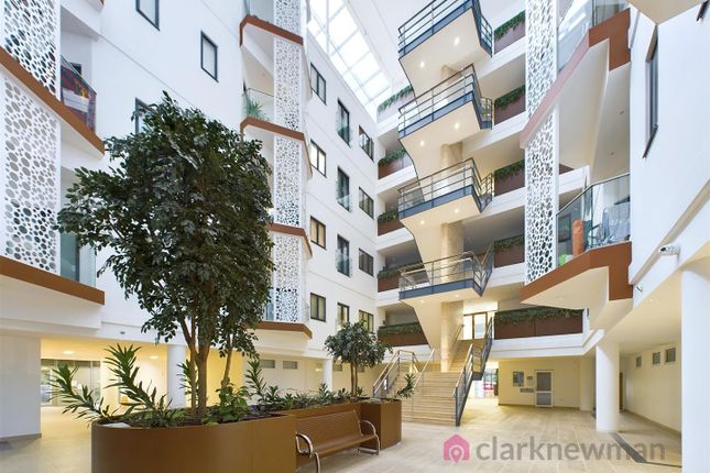 Edinburgh House, Edinburgh Gate, Harlow CM20, 2 bedroom flat for sale ...