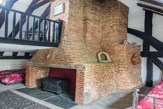 Weavering Street, Weavering, Maidstone ME14, 3 bedroom semi-detached ...