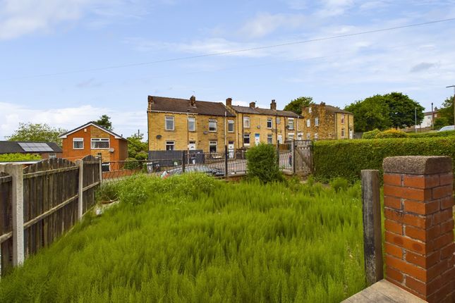 Chickenley Lane, Dewsbury WF12, 2 bedroom semi-detached house for sale ...