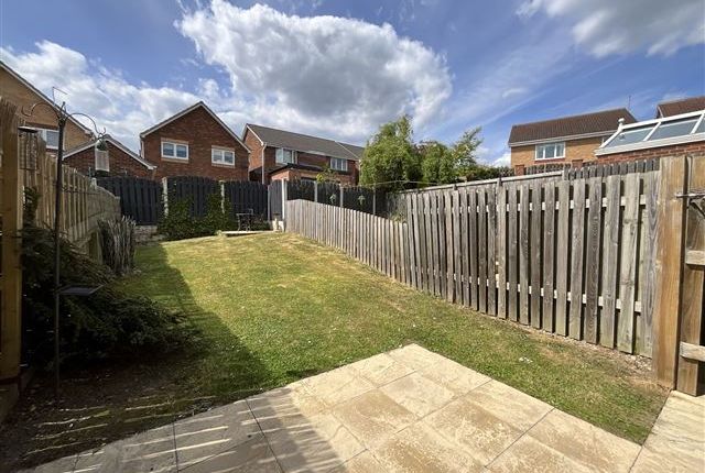 Parklands View, Aston, Sheffield S26, 3 bedroom town house for sale ...