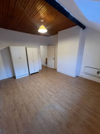 Wellgate, Rotherham S60, 2 bedroom duplex to rent - 66678601 ...