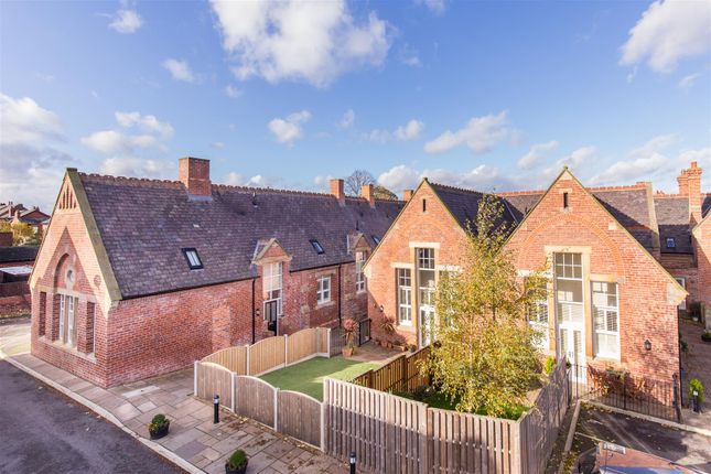 Carlton Green, Rothwell, Leeds LS26, 3 bedroom terraced house for sale ...