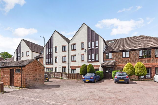 Rex Court, Haslemere GU27, 2 bedroom flat for sale - 61422463 ...