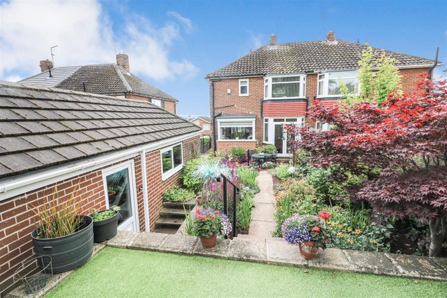 Hall Crescent Spinneyfield Rotherham S60 3 Bedroom Semi Detached