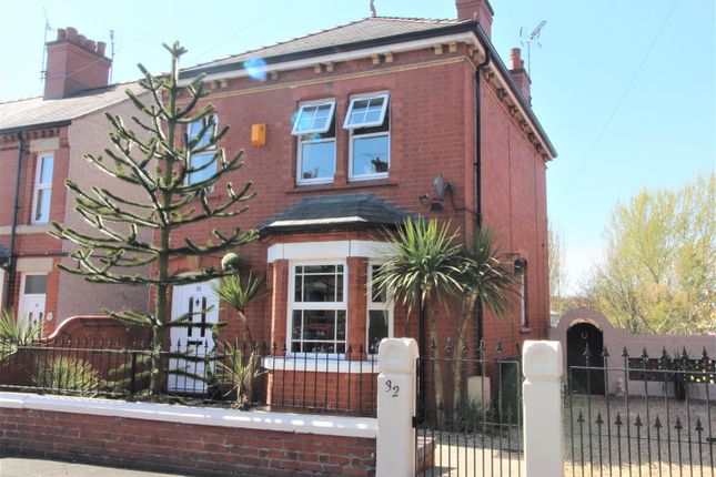 Homes for Sale in Holt Road, Wrexham LL13 - Buy Property in Holt Road ...