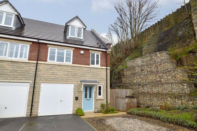 Hardwick Court, Leeds, West Yorkshire LS13, 3 bedroom town house for ...