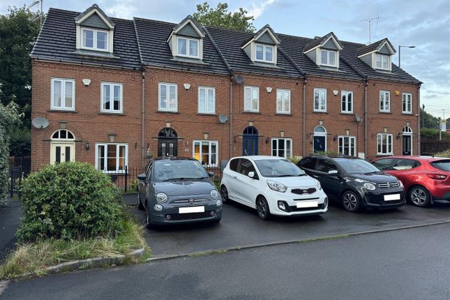 Lower Carrs, Ashton-Under-Lyne OL6, 3 bedroom town house for sale ...