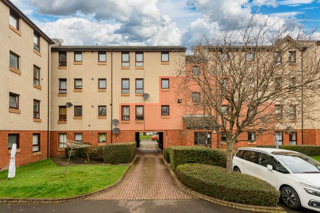 Restalrig Drive, Edinburgh EH7, 2 bedroom flat for sale - 64258813 ...