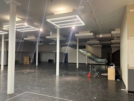 11 Standishgate, Wigan, North West WN1, retail premises to let ...