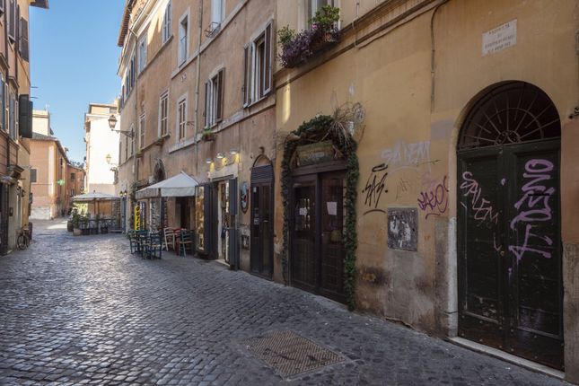 Via Della Scala, Trastevere, Rome, 00153, 1 bedroom apartment for sale ...