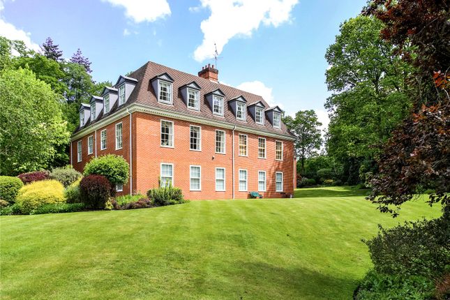 Homes for Sale in Titlarks Hill, Sunningdale, Ascot SL5 - Buy Property ...