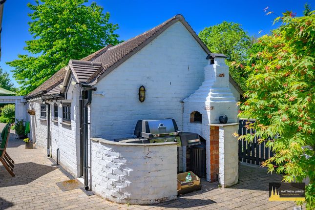 Main Road, Ansty, Coventry CV7, 6 bedroom cottage for sale - 70345085 ...