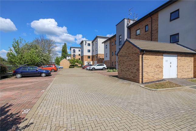 Sovereign Place, Hatfield, Hertfordshire AL9, 2 bedroom property for ...