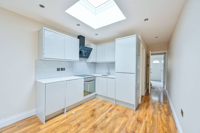 Mitcham Lane, Streatham SW16, 2 bedroom flat for sale - 64245972 ...