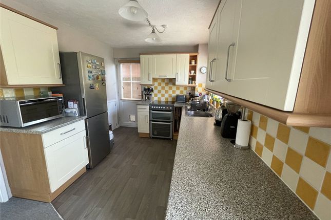 Grasmere Road, Farnborough, Hampshire GU14, 3 bedroom semi-detached ...