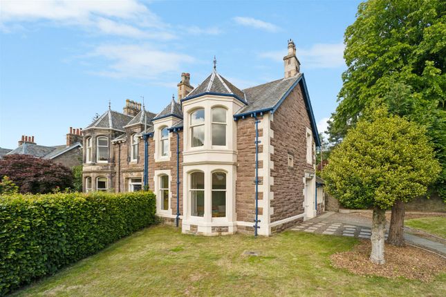 Homes for Sale in Crieff - Buy Property in Crieff - Primelocation