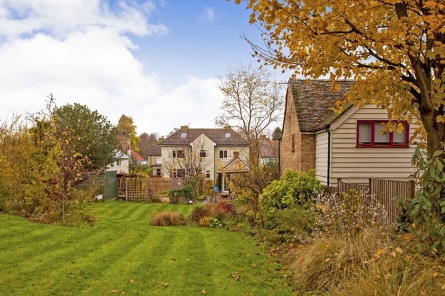 St. Peters Street, Duxford, Cambridge CB22, 4 bedroom link-detached ...