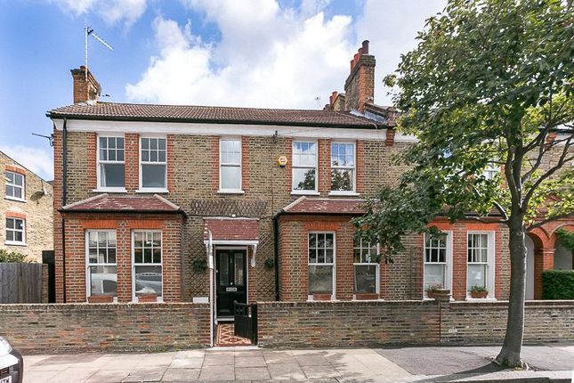 4 bed end terrace house for sale in Cheriton Square, London SW17 - Zoopla